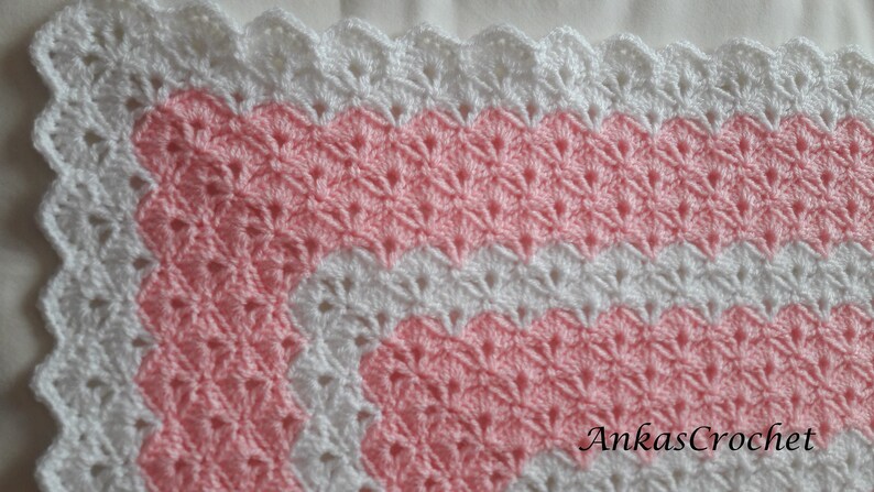 Beautiful Shells Baby Blanket pink and White | Etsy
