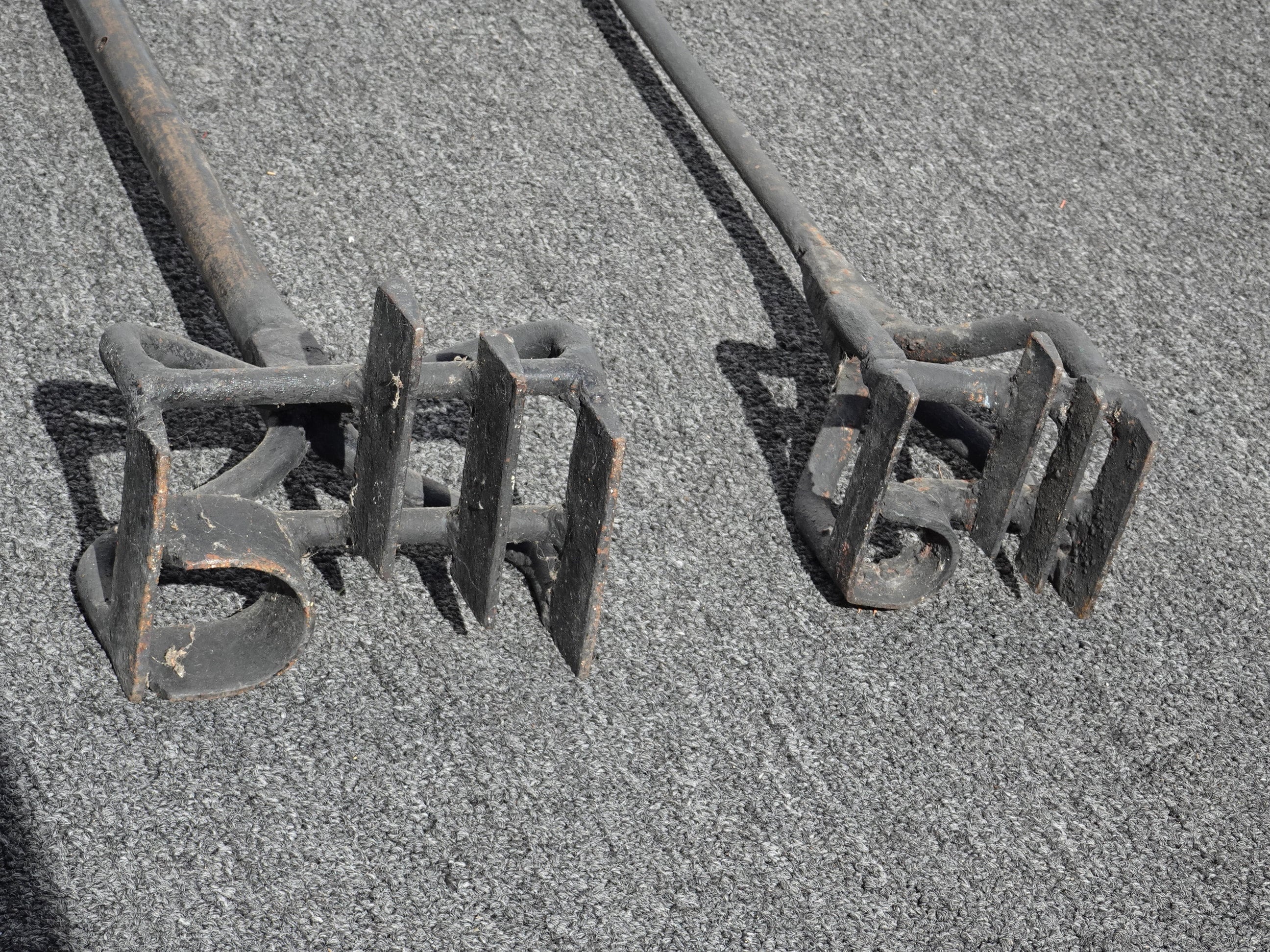 Pair of Vintage Wrought Iron Western Cowboy Cattle Branding Irons ...