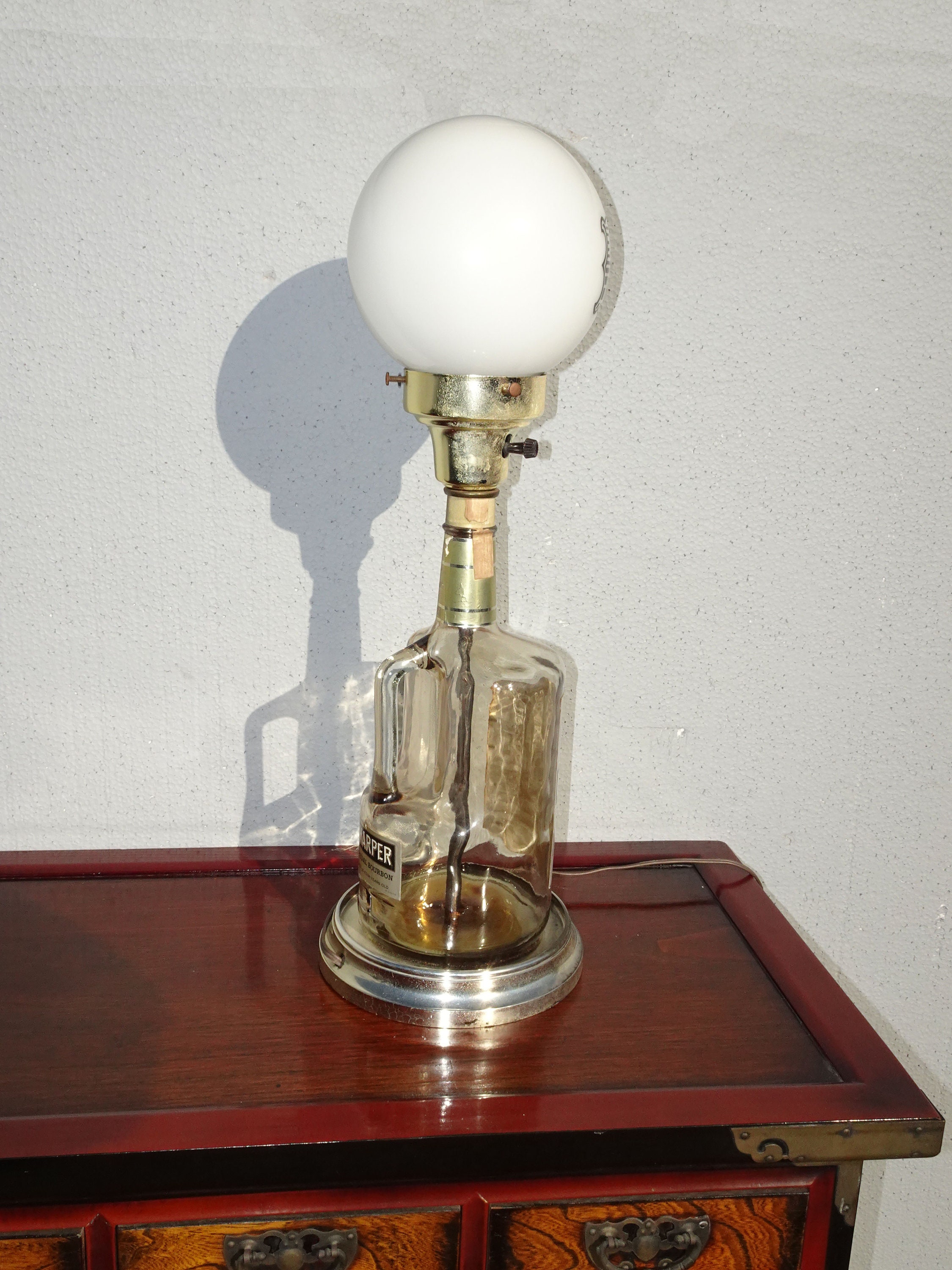 Vintage Kentucky Straight Whiskey Liquor Bottle Table Lamp Light w Bar ...