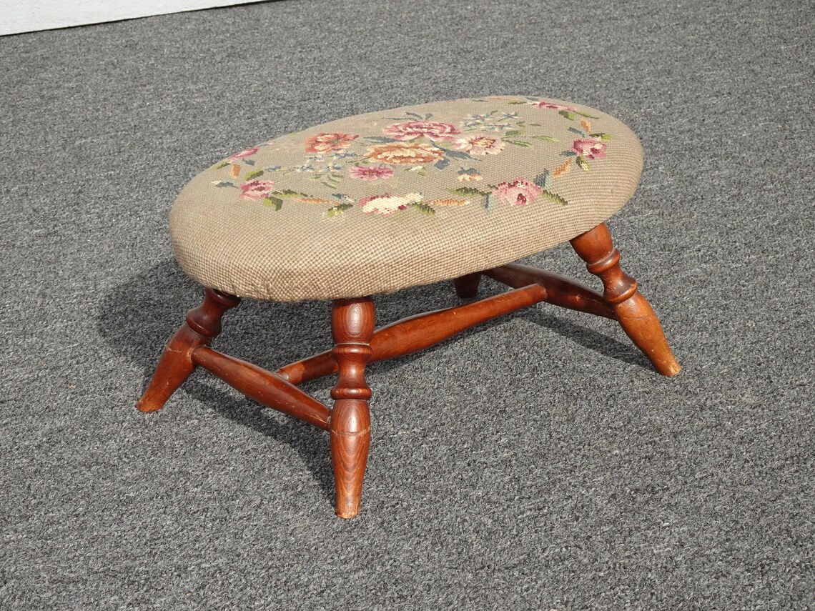 Vintage French Country Tan Needlepoint Floral Tapestry on Oak - Etsy