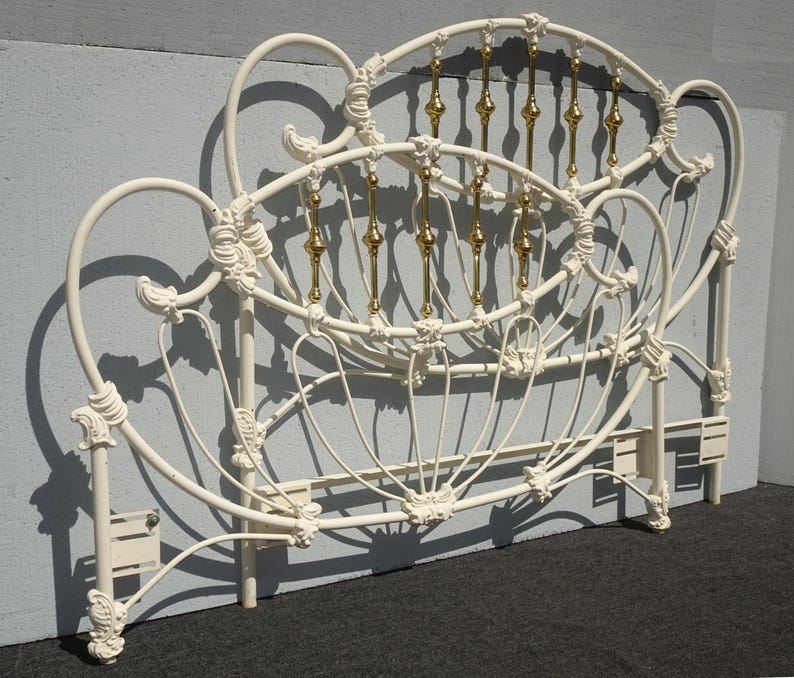 Vintage Elliott's Design White Enamaled Iron & Brass Full/queen ...