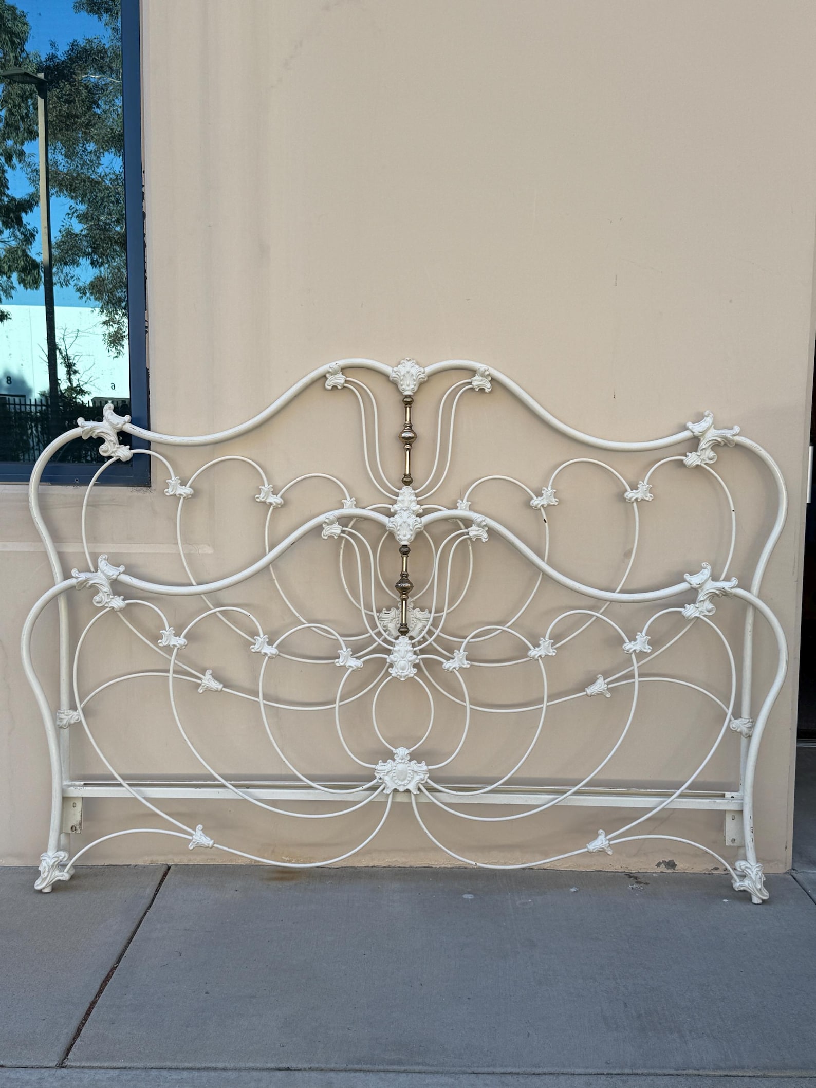 Vintage Elliott's Designs White Cast Iron Brass Queen King Headboard ...