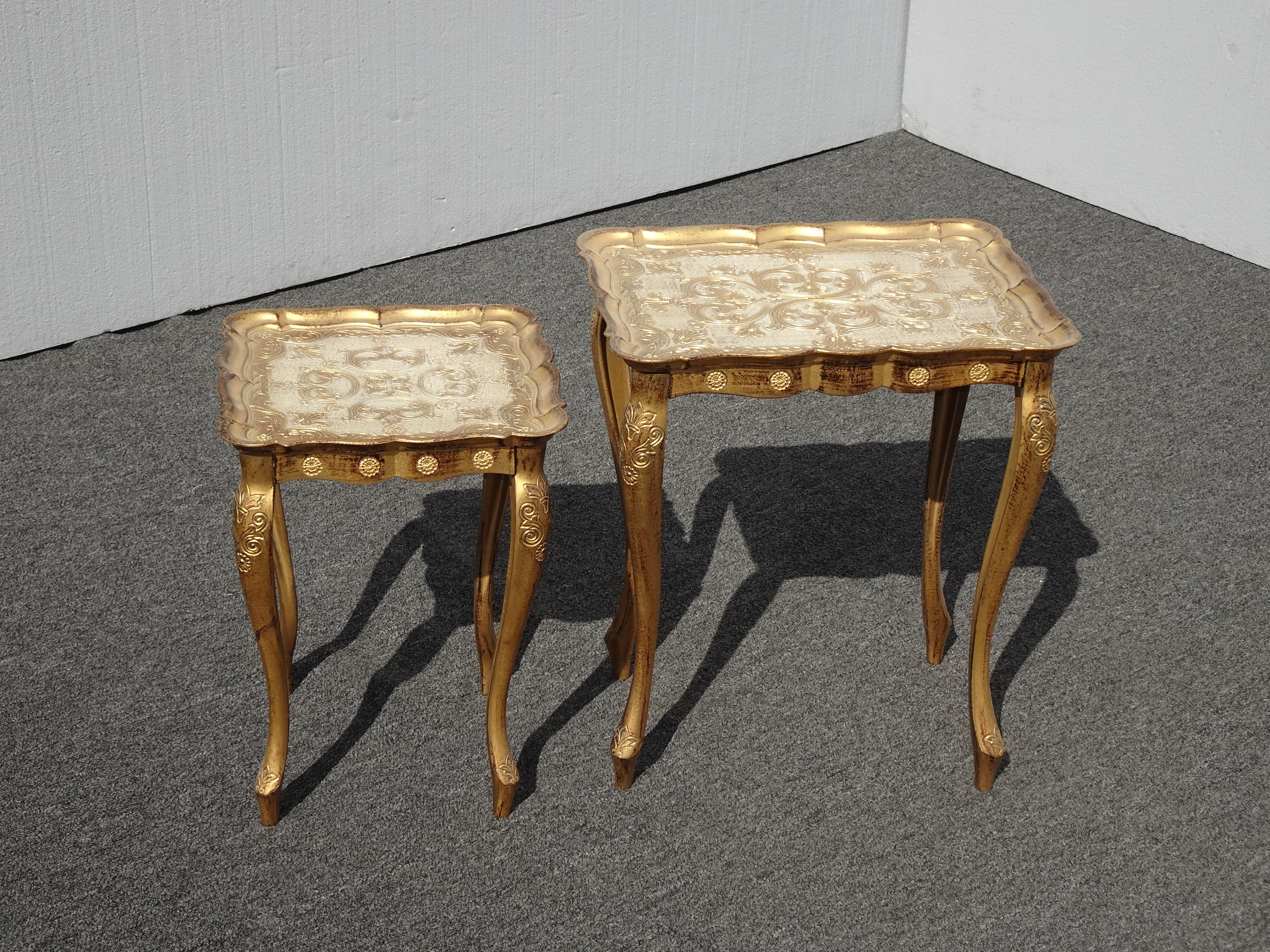 Vintage Italian Louis XV Gold Gilt Nesting Tables Made in italy