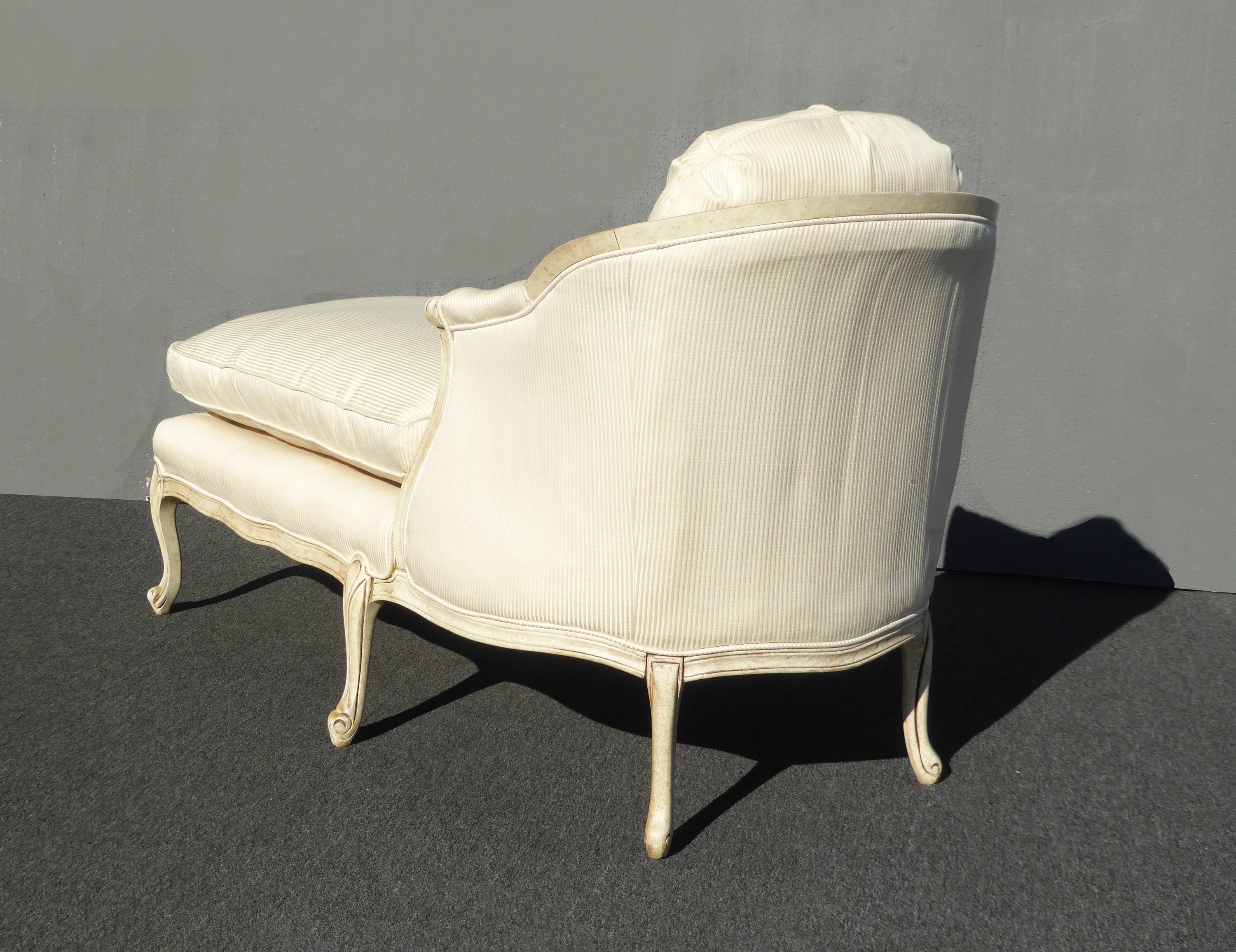Vintage French Provincial Style White Chaise Lounger Settee
