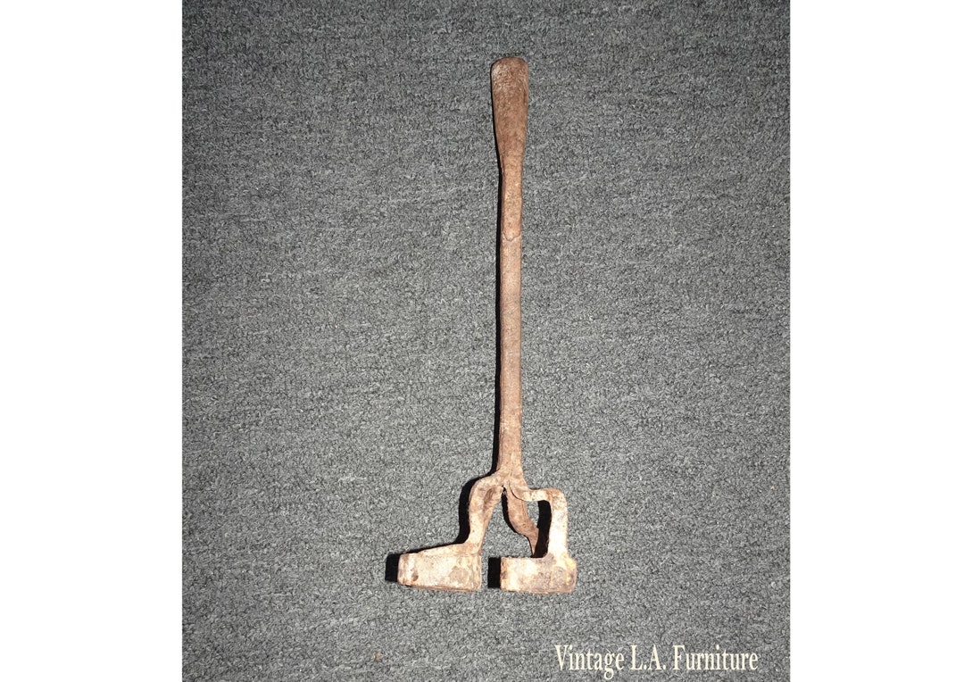 Vintage Wrought Iron Western Style Branding Iron W Stamp of the Letters ...
