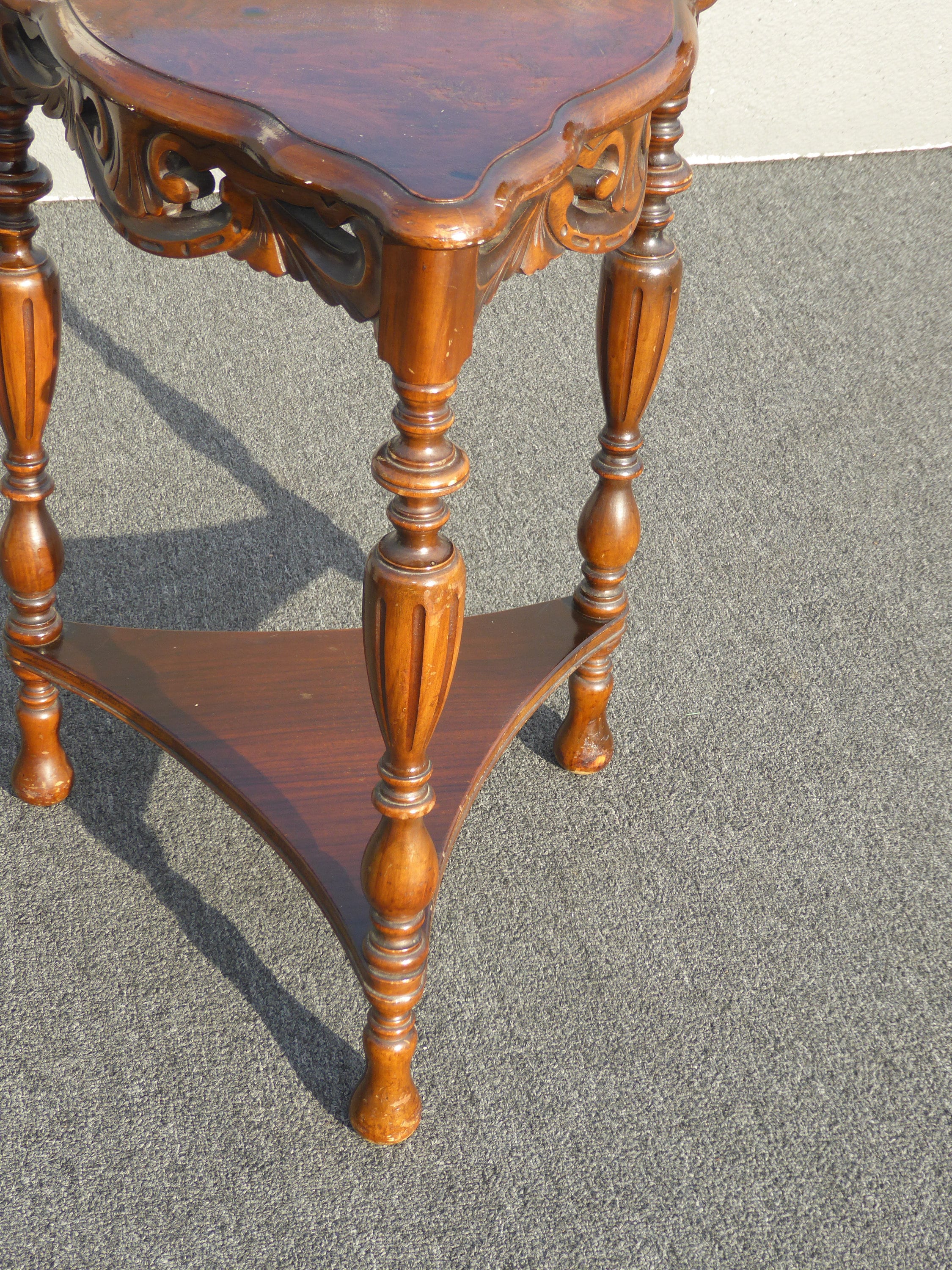 Antique Victorian Triangle Side End Table ~ Corner Table