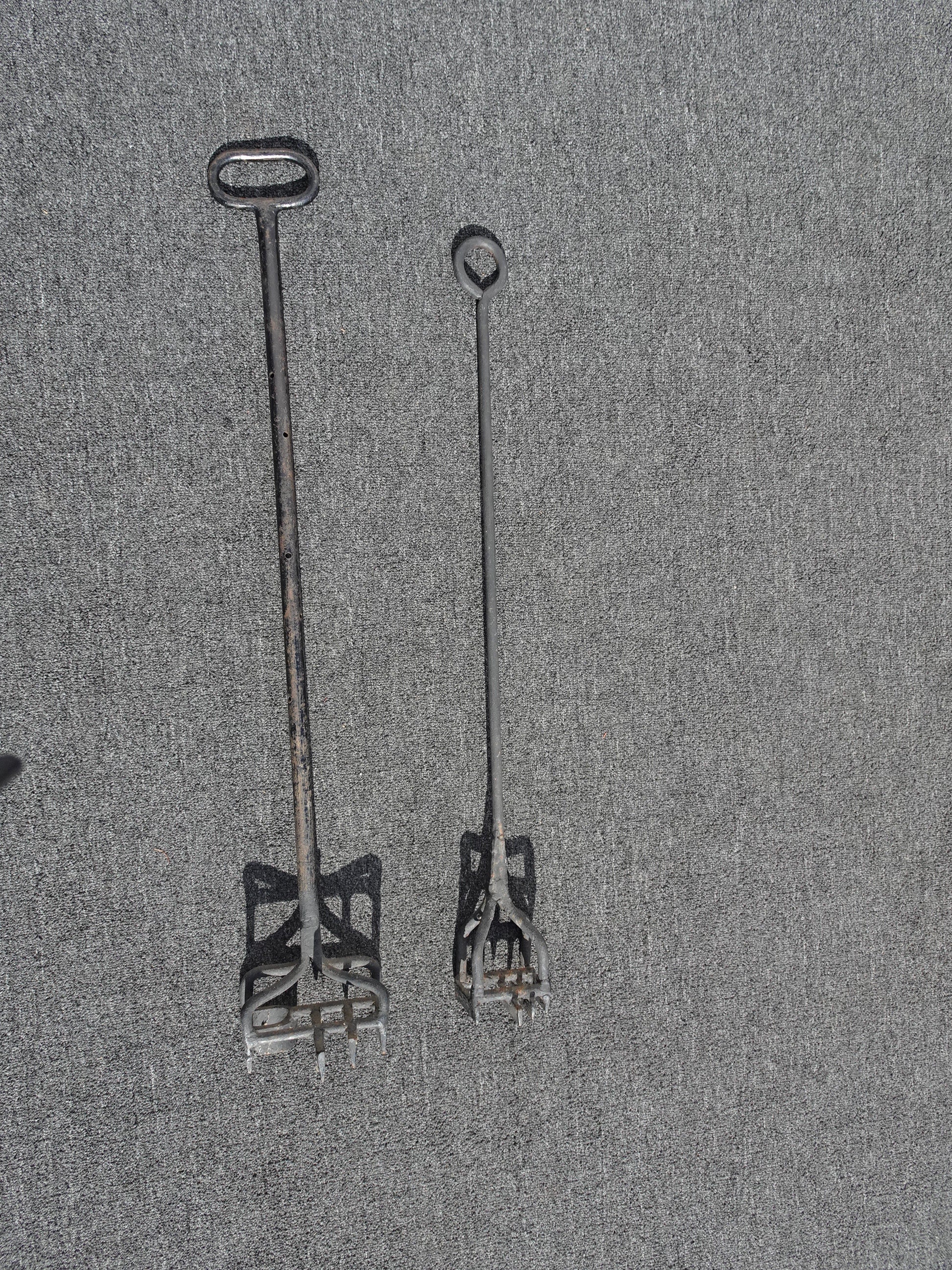 Pair of Vintage Wrought Iron Western Cowboy Cattle Branding Irons ...