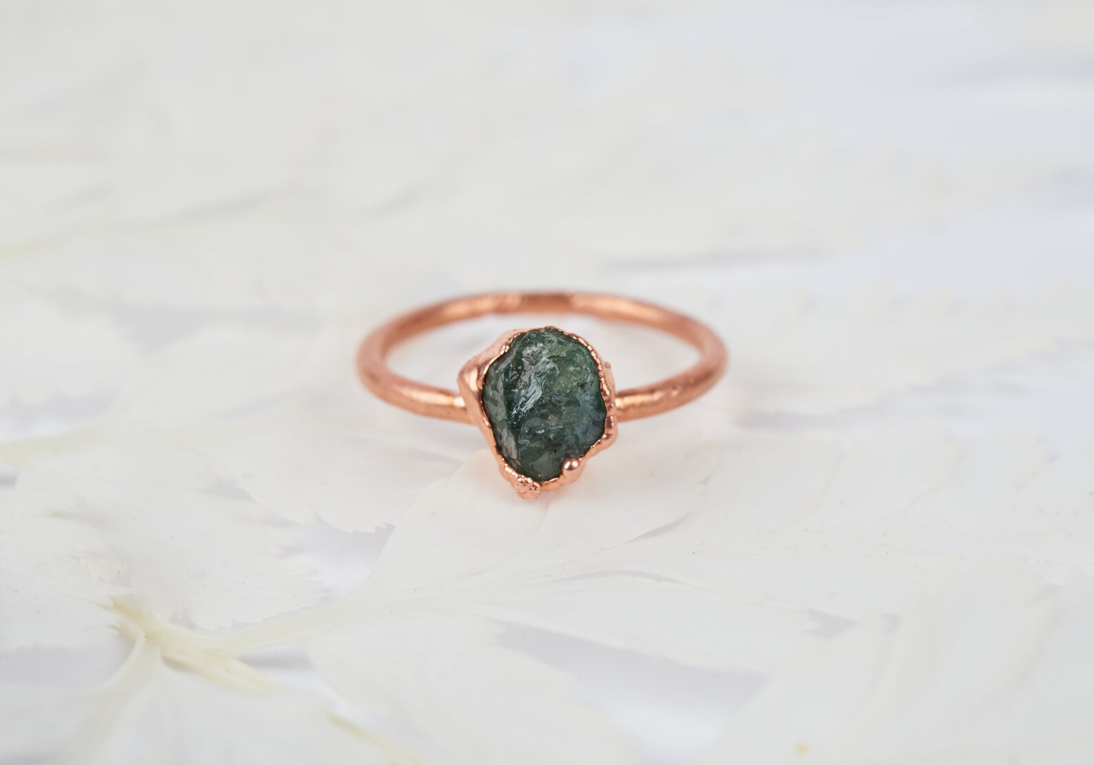 Raw Emerald Ring, Raw Crystal Engagement Ring, Raw Stone Engagement ...