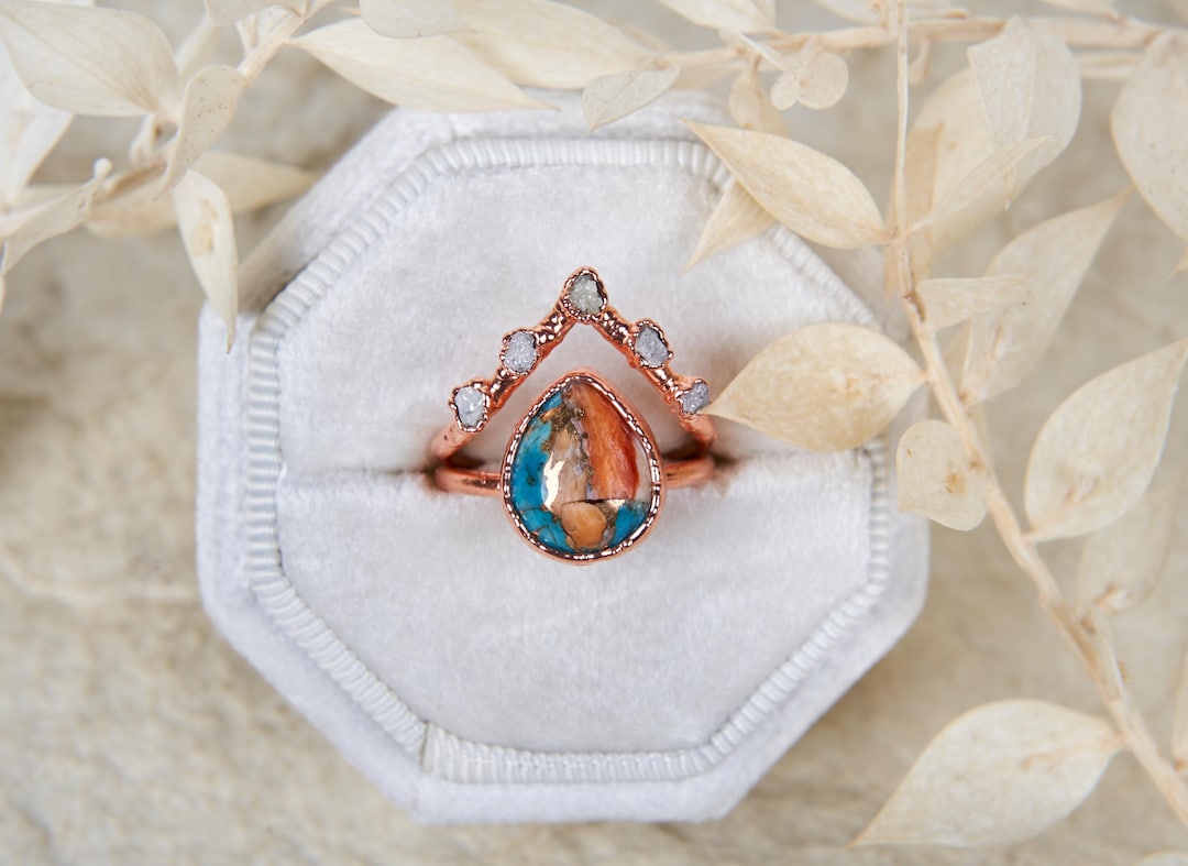 Spiny Oister Turquoise Engagement Ring & Raw Diamond Band. Unique ...