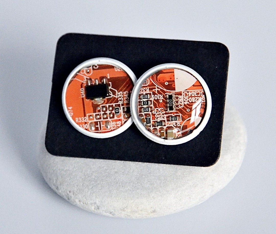 Tech Girl Programmer Nerd Present for Girlfriend, Wife, Sister Modern ...