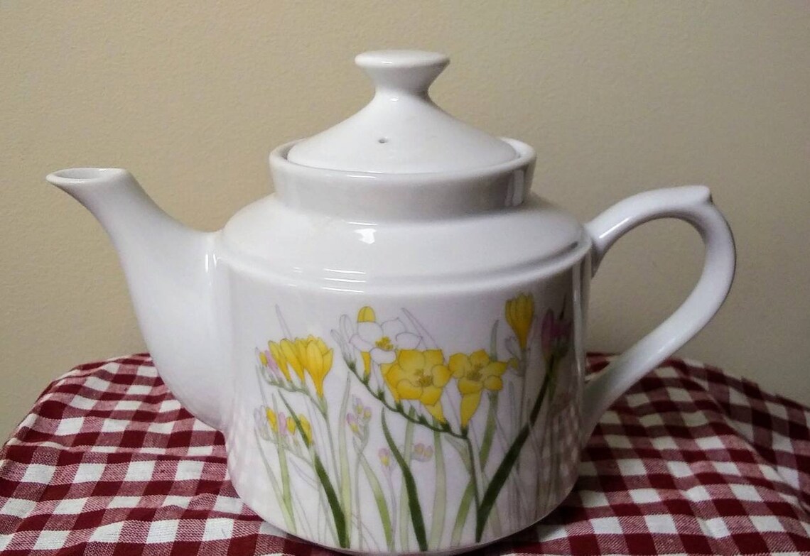 Tivoli Yellow Floral Coffee Teapot by Shafford Vintage 1985 - Etsy