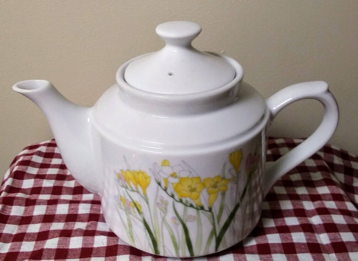 Tivoli Yellow Floral Coffee Teapot by Shafford Vintage 1985 - Etsy