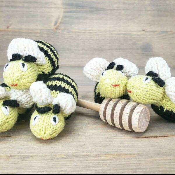 Bee Finger Puppet - Etsy
