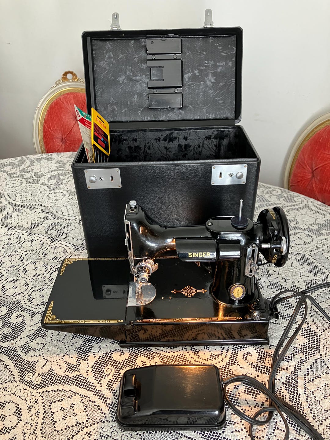 Vintage 1951 Centennial Singer Featherweight 221 Sewing Machine - Blue ...