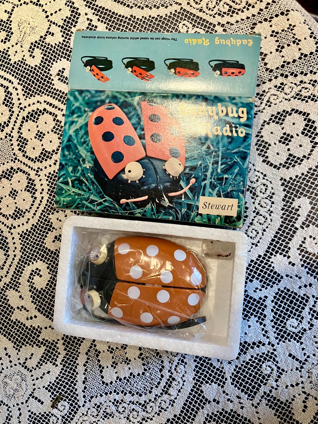 Vintage Stewart Orange Ladybug Transitor Radio With Box Lady Bug Bird ...