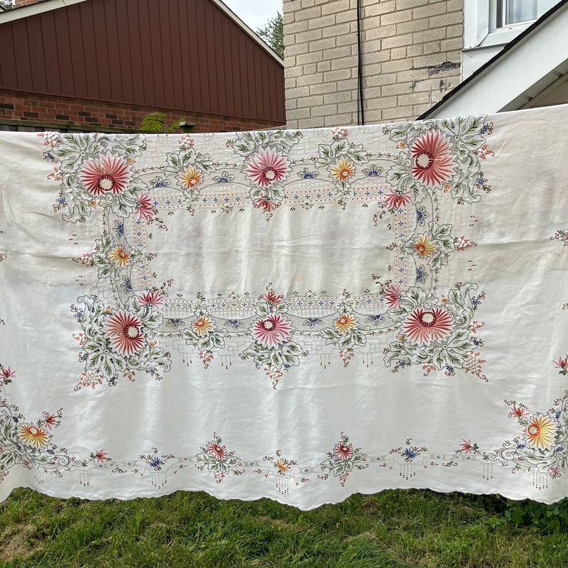 Needlepoint Table Cloth - Etsy