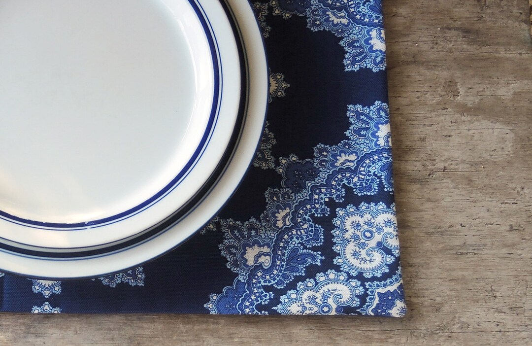 Blue Medallion Lined Cotton Placemats Set of 4 Modern Home Decor Table ...
