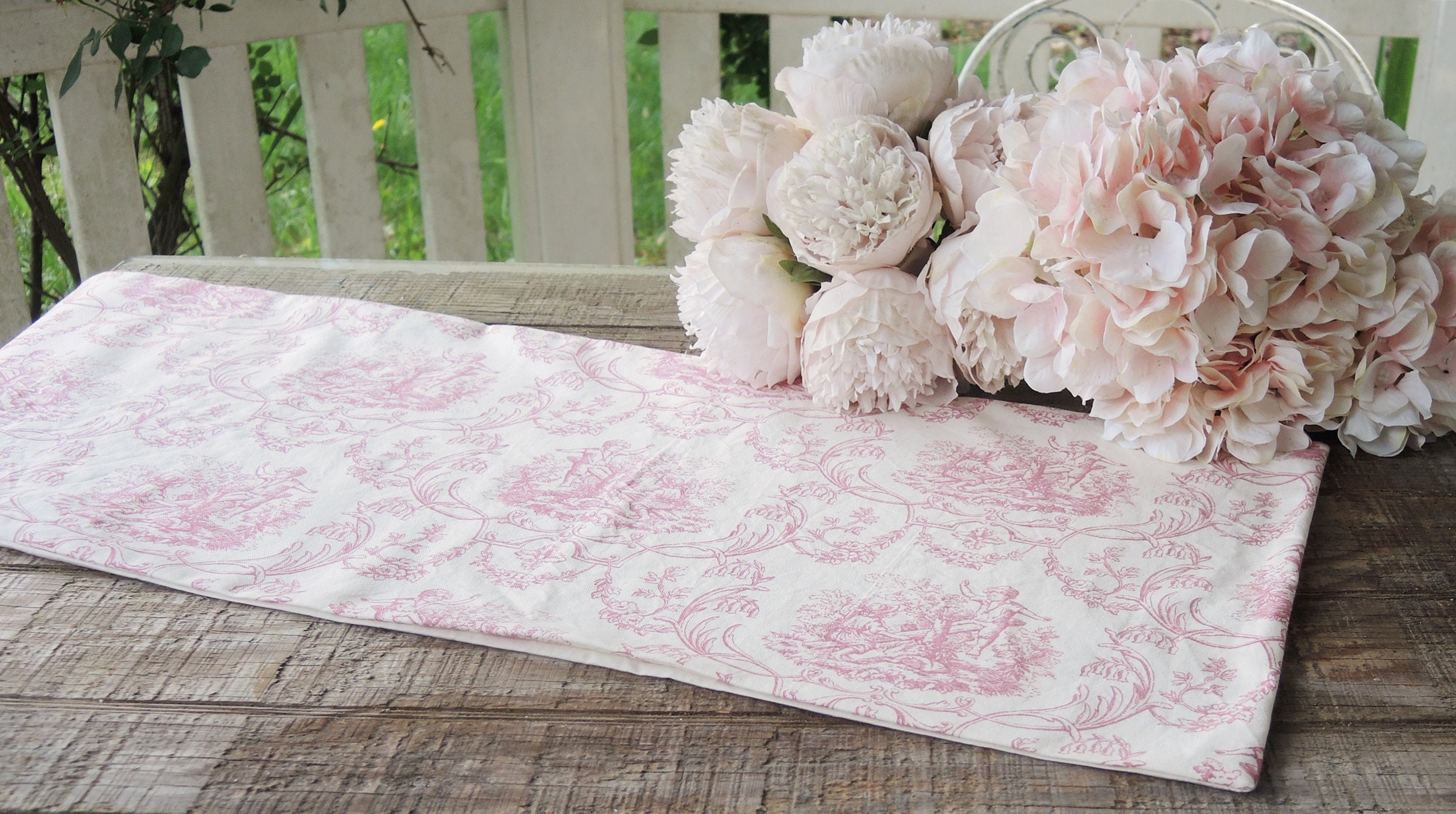 Cream and Pink Toile Table Runner Lined Table Mat Tea Party Linens ...