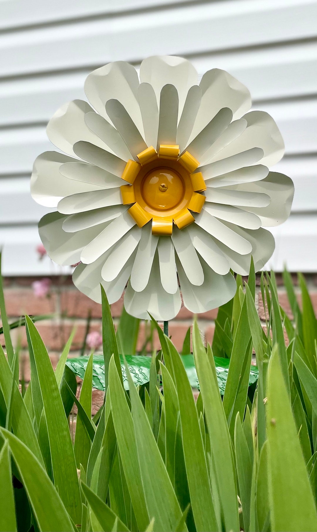 Aluminum Pop Can Daisy Flower, White, Ivory, Yellow, Green - Etsy