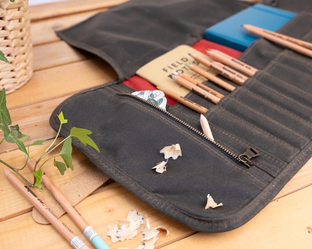 Large Waxed Canvas Artist Roll With Zipper Pocket, Fabric Pencil Roll ...