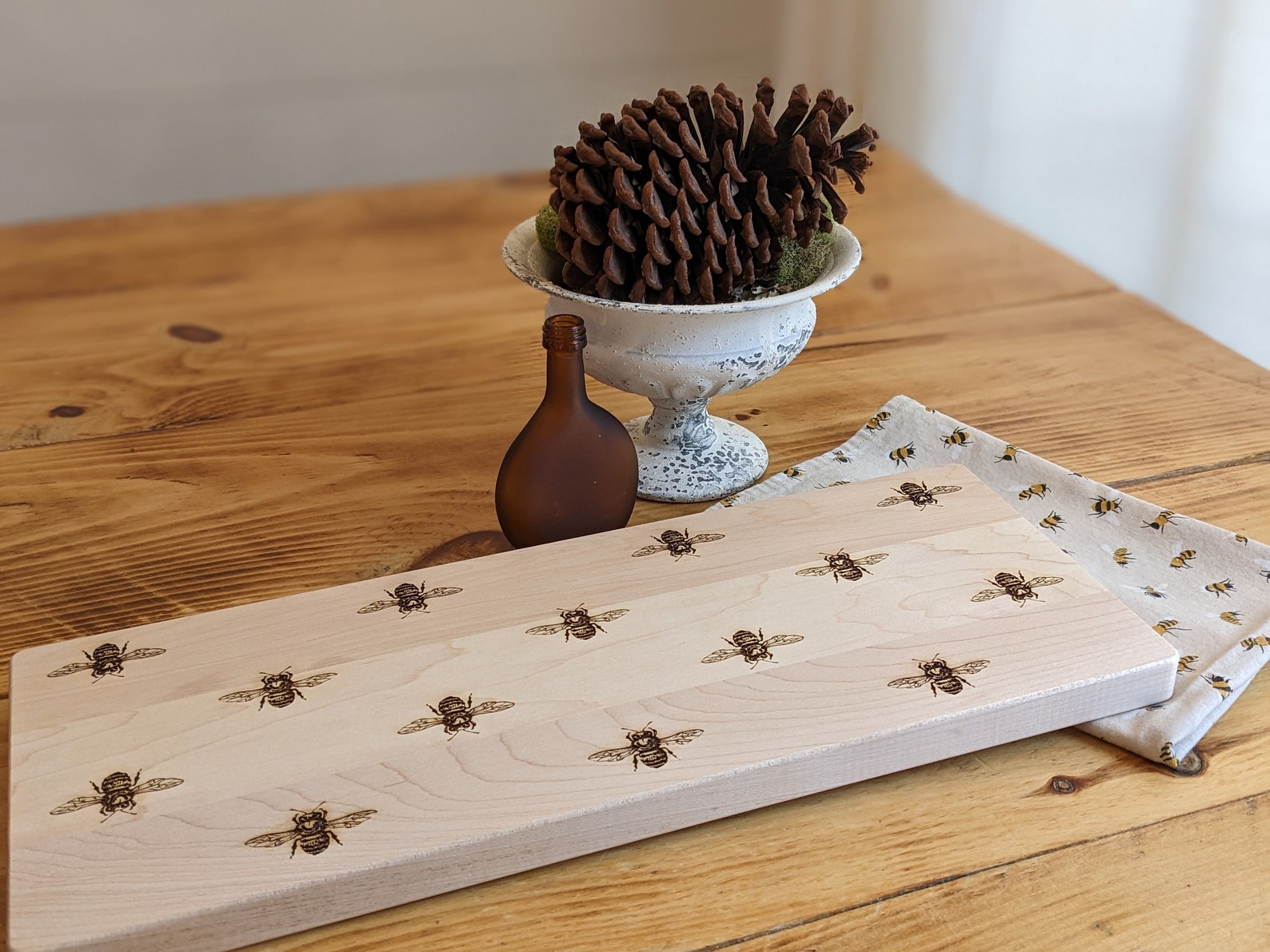 Repeating Bee Charcuterie Board / Engraved Maple / Cheese Board ...