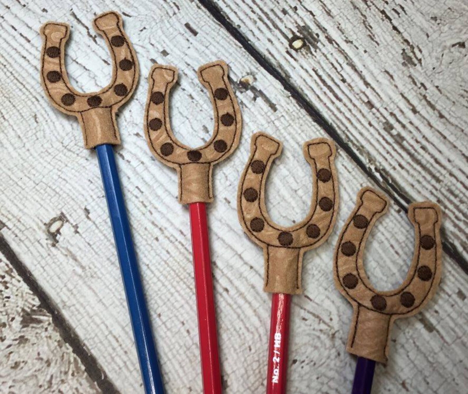 Horseshoe - Horses - Rodeo - Feltie Pencil Toppers Design - 4 X 4 and 5 ...