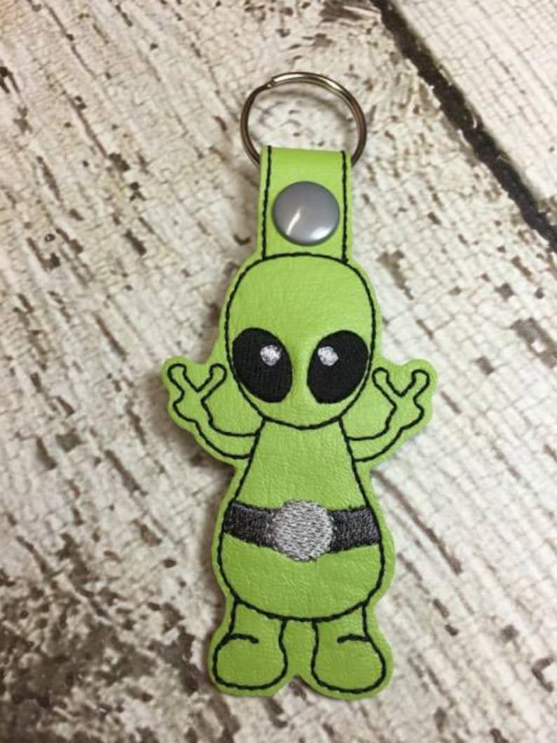 Alien Snap/Rivet Key Fob DIGITAL Embroidery Design | Etsy