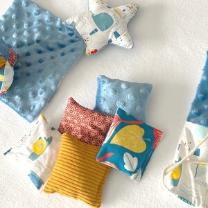 Montessori Sensory Toys, Set of Gripping Balls and Sensory Cushions ...