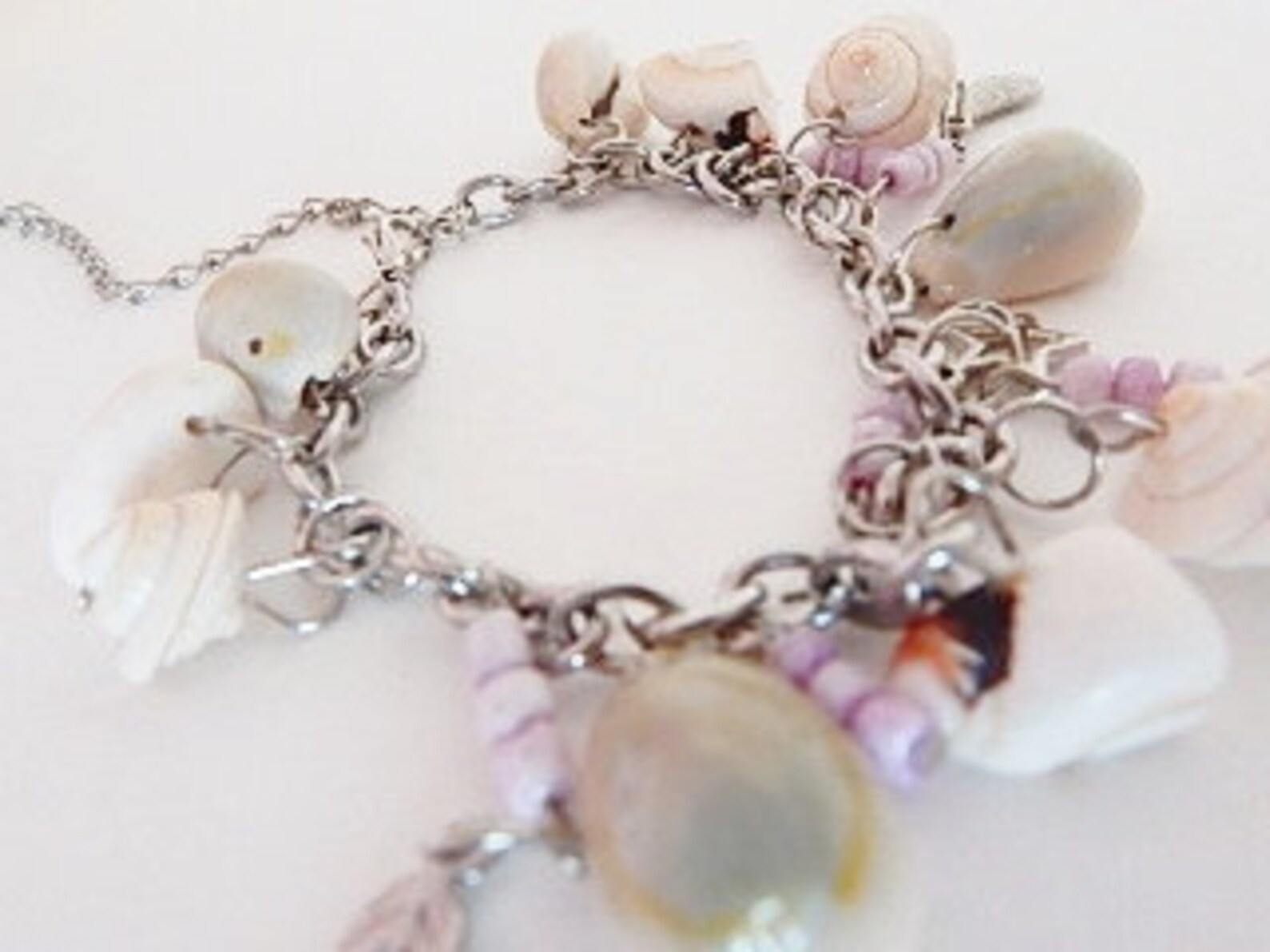 Vintage Sea Shell bracelet Beautiful | Etsy