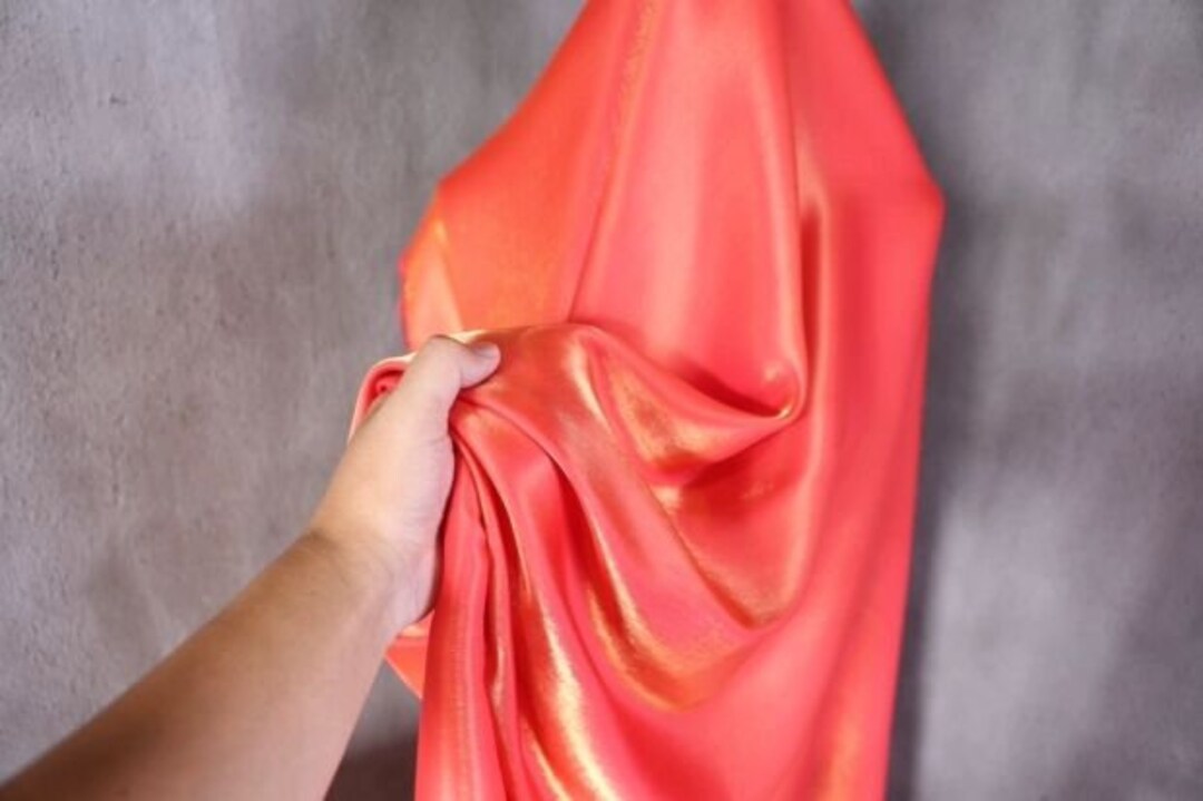 1 Yard Iridescent Red Cotton Silk Fabric,soft and Smooth Well Drap ...