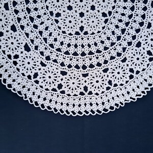 Cream Round Crochet Doily, Floral Motif Nightstand Doilies, 14 Inch ...