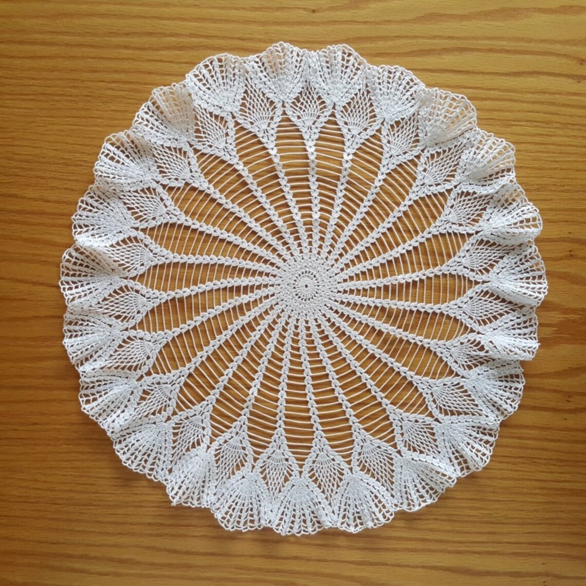 Large Centerpiece Lace Crochet Table Topper 18 Ruffled - Etsy