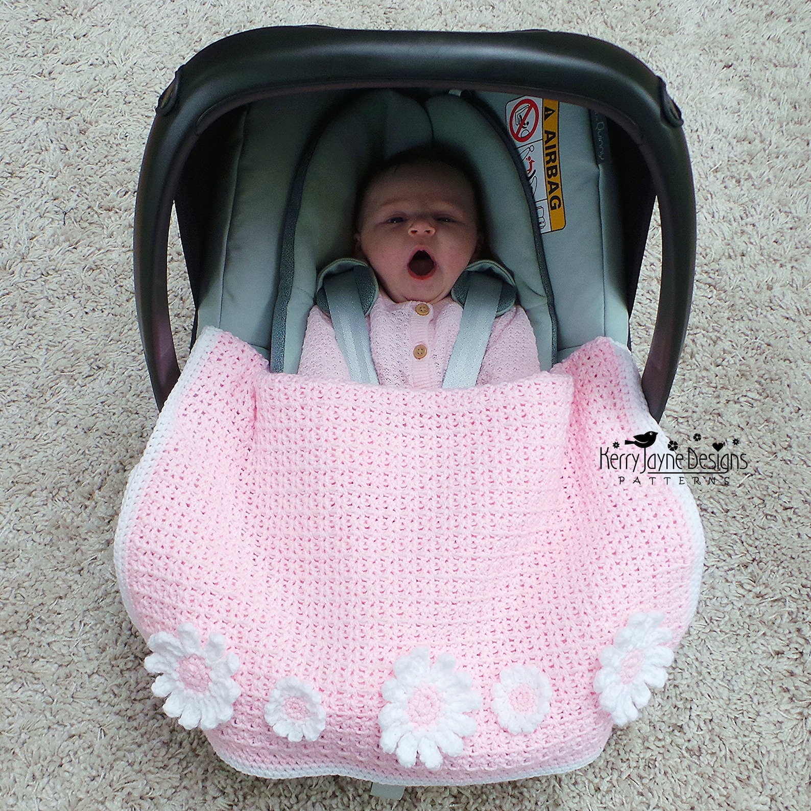 CROCHET BABY BLANKET Pattern - Delightful Daisy Crochet Blanket Pattern ...