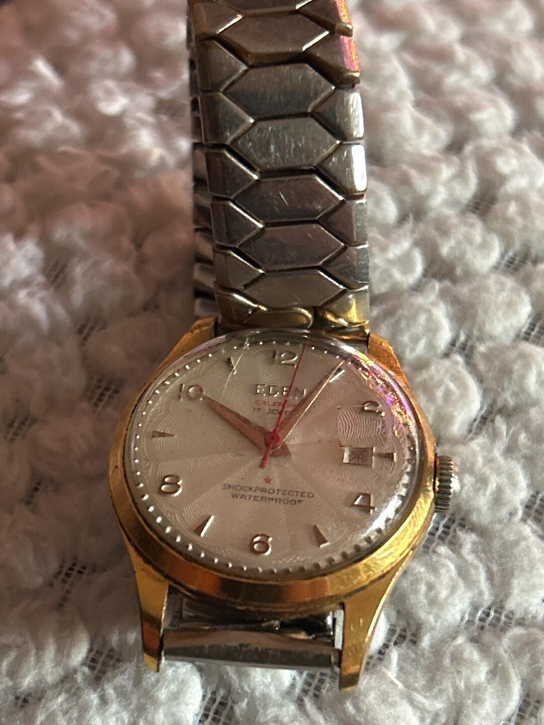 Vintage Analogue’eden’ Wristwatch Shockproof Antimagnetic 819 Stainless ...