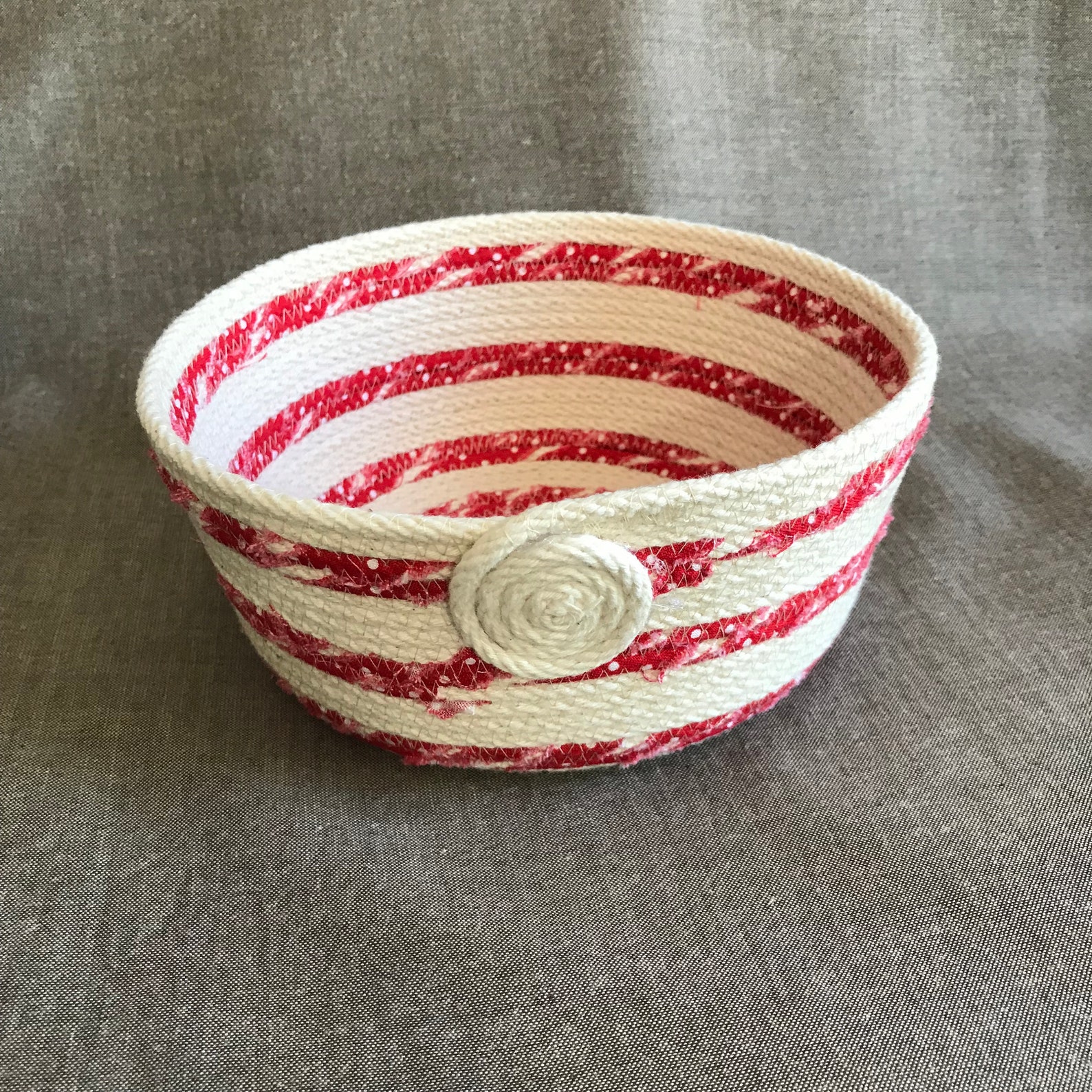 Medium Red Round Basket - Etsy