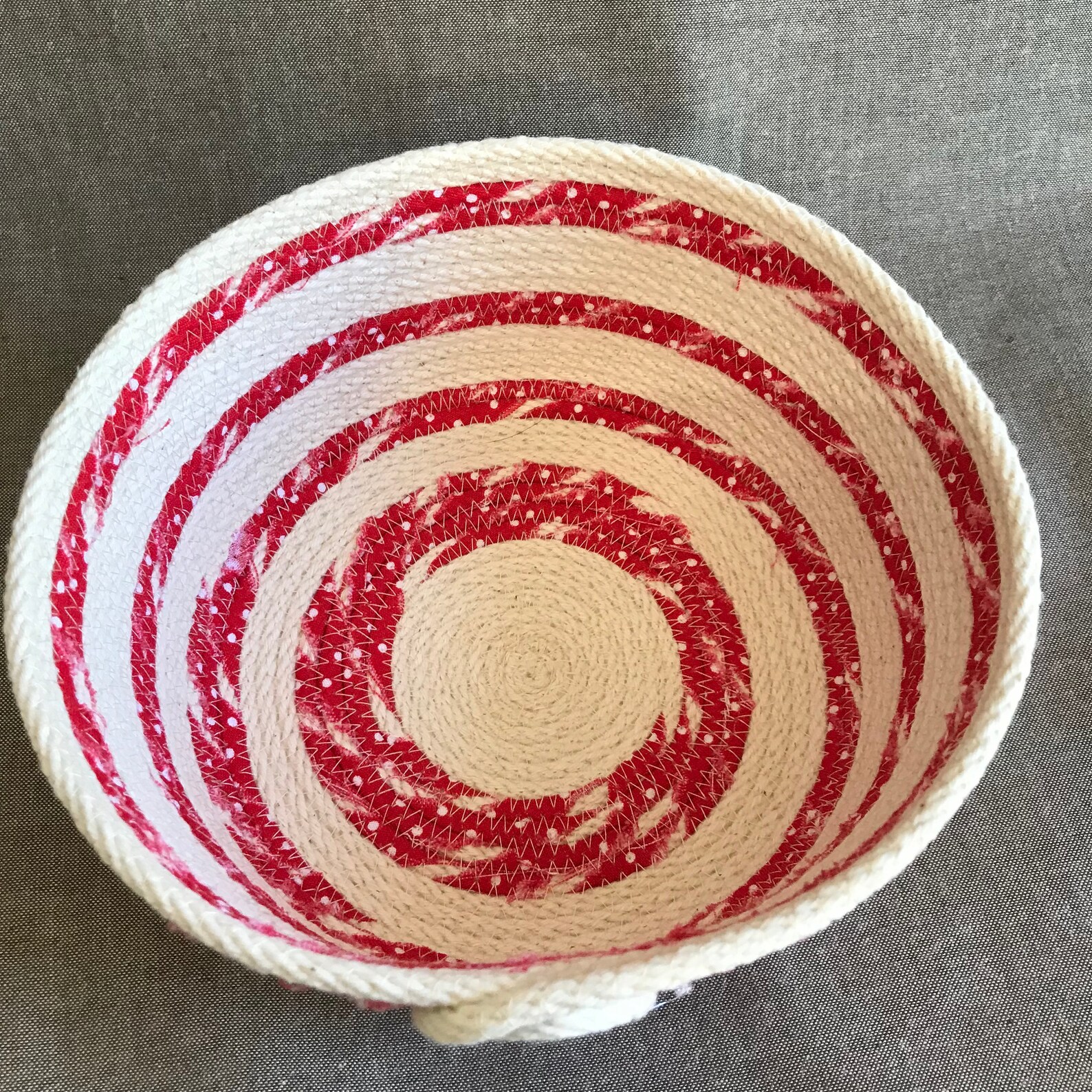 Medium Red Round Basket - Etsy