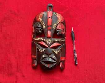 Naturescurios - Etsy