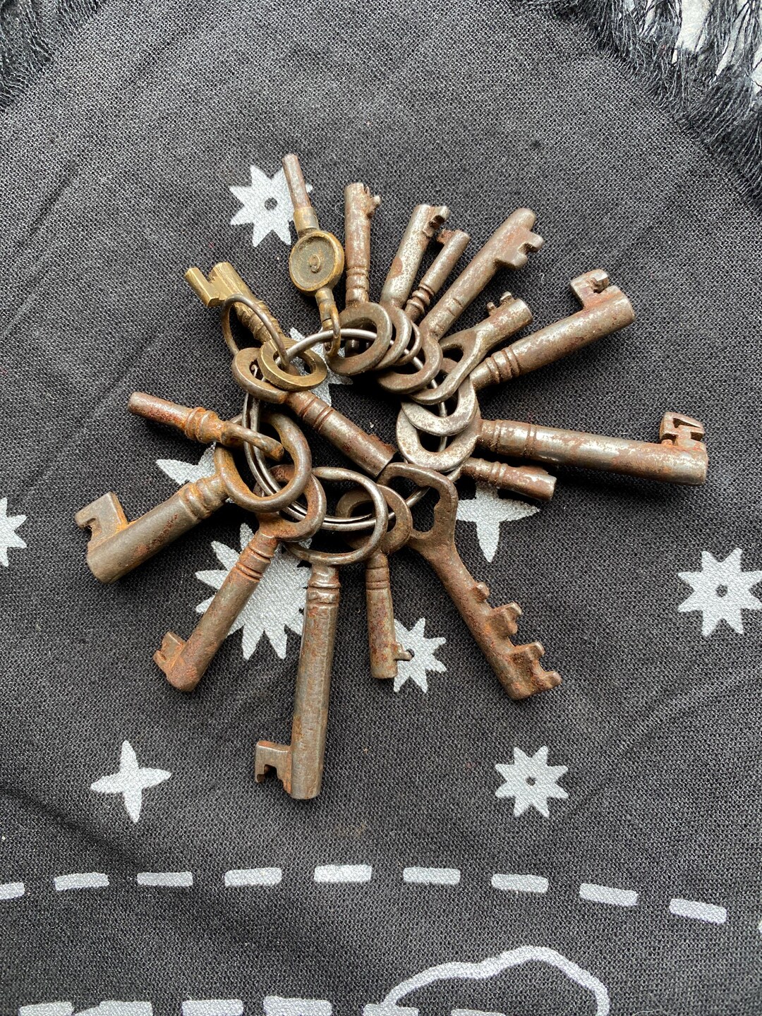 17 Vintage Keys Fortune Luck Bunch - Etsy
