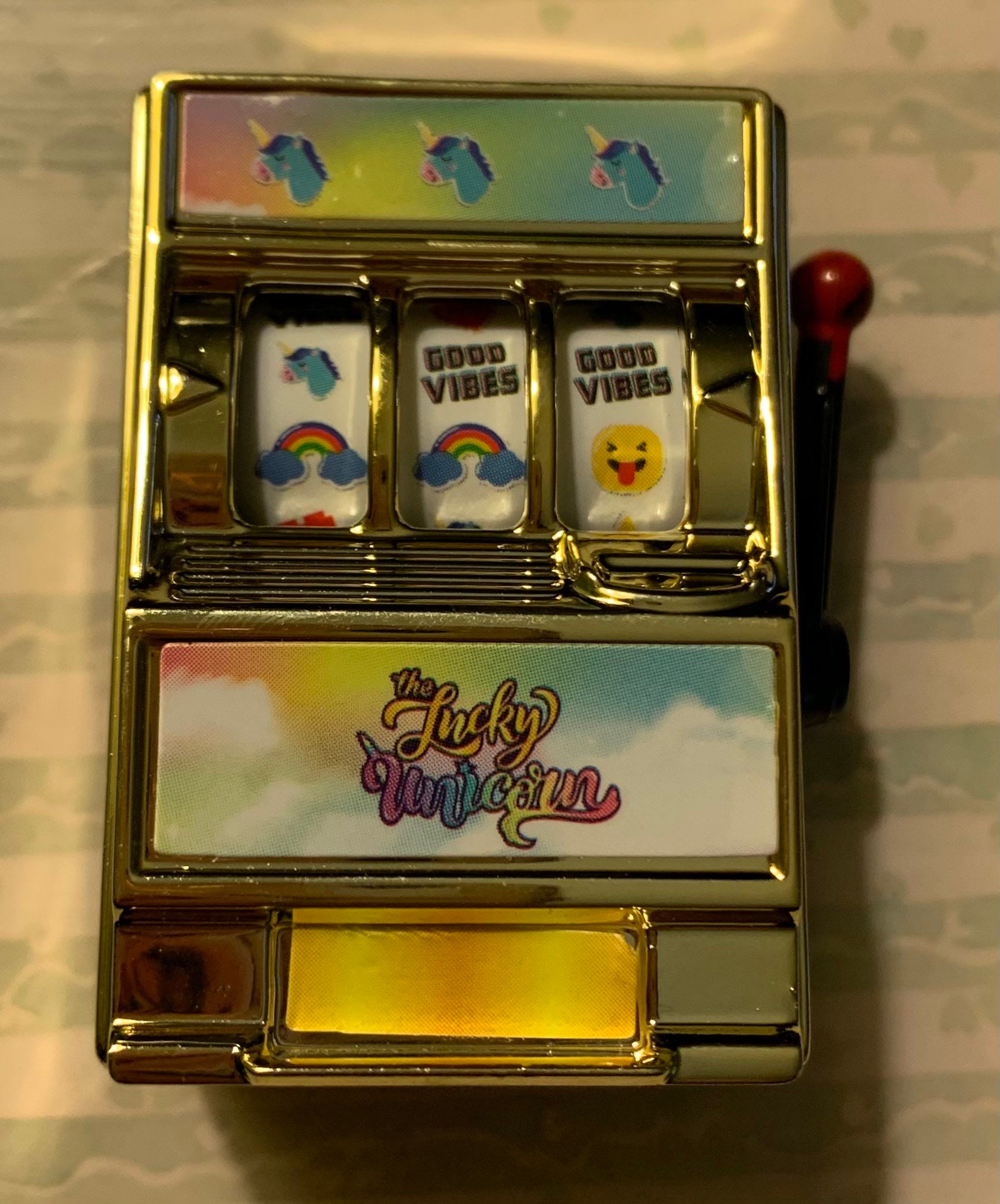 Awesome Mini Casino Slot Machine Really Works Vent Clip Dash Decor ...