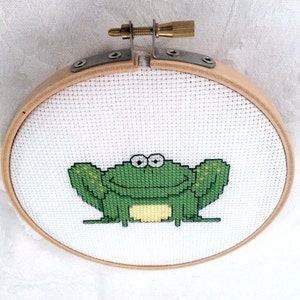Frog Cross Stitch Pattern, Needlepoint, Animal Embroidery, PDF Pattern ...
