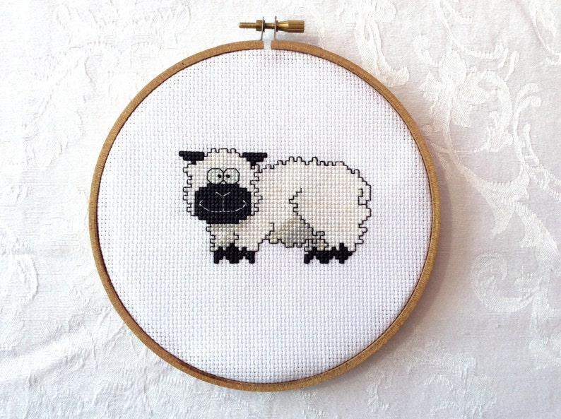 Sheep Cross Stitch Pattern, Farm Needlepoint, Animal Embroidery ...
