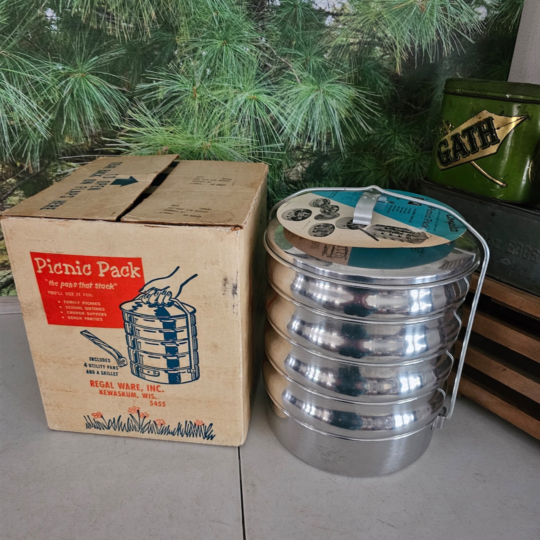 Regal Ware 1960's Aluminum Picnic Pack in Original Box Vintage Stacking ...