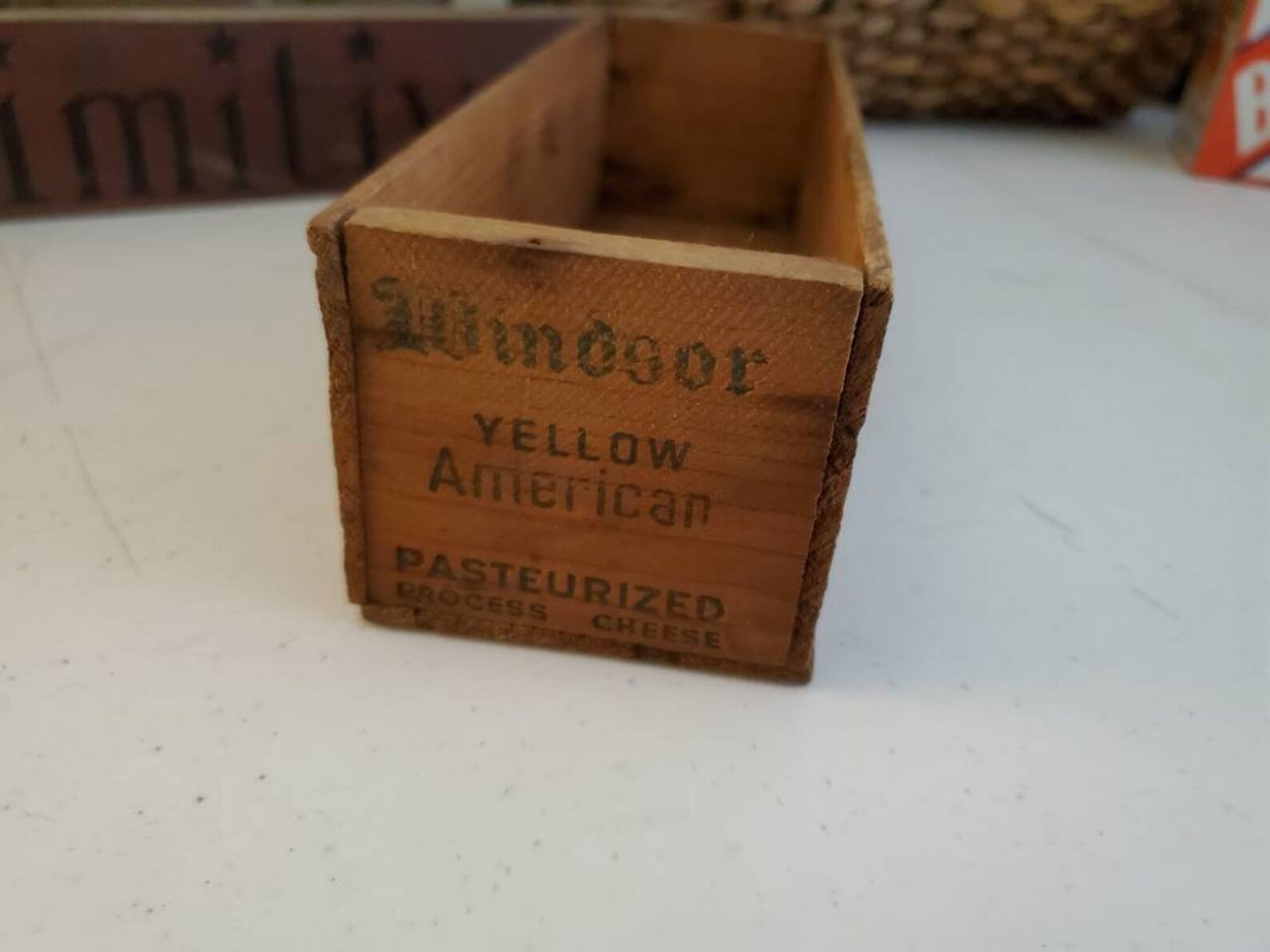 Old Windsor Yellow American Cheese Box Wood Advertising Cheese | Etsy