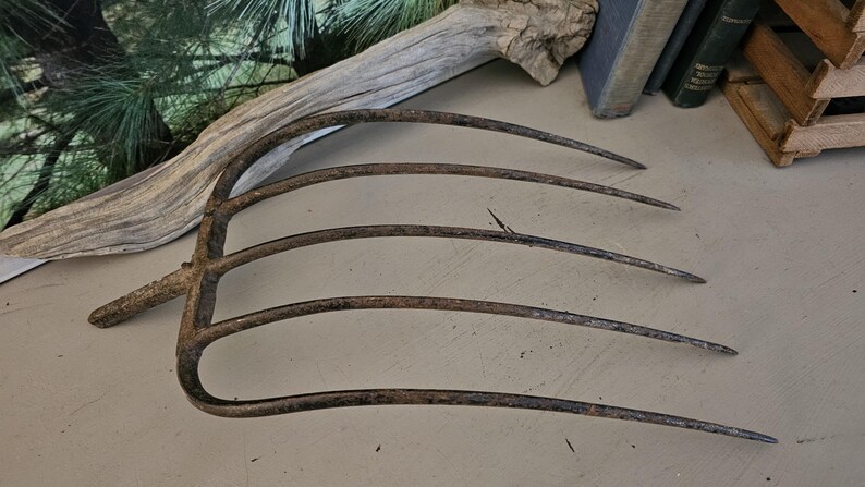 Rusty 5 Tine Pitchfork Head Cast Iron Distressed Farmhouse Tool #4770 ...