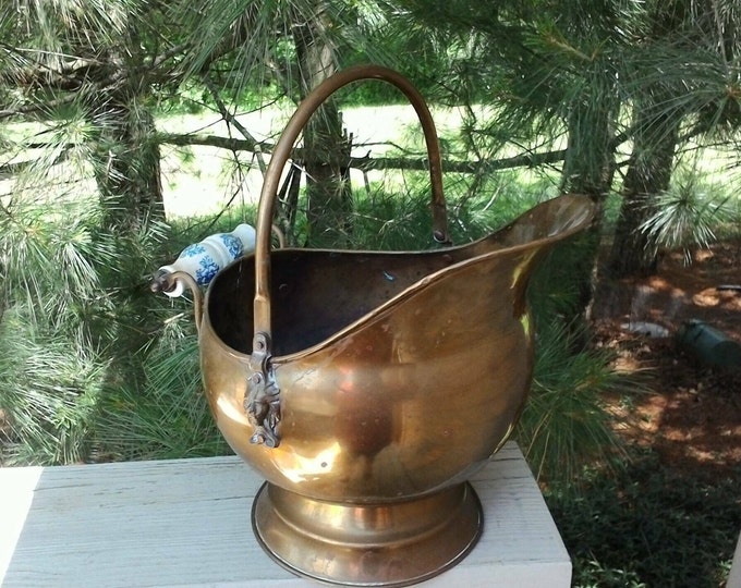 Small Brass Coal Scuttle With Lion Head Accents & Delft Handle - Etsy