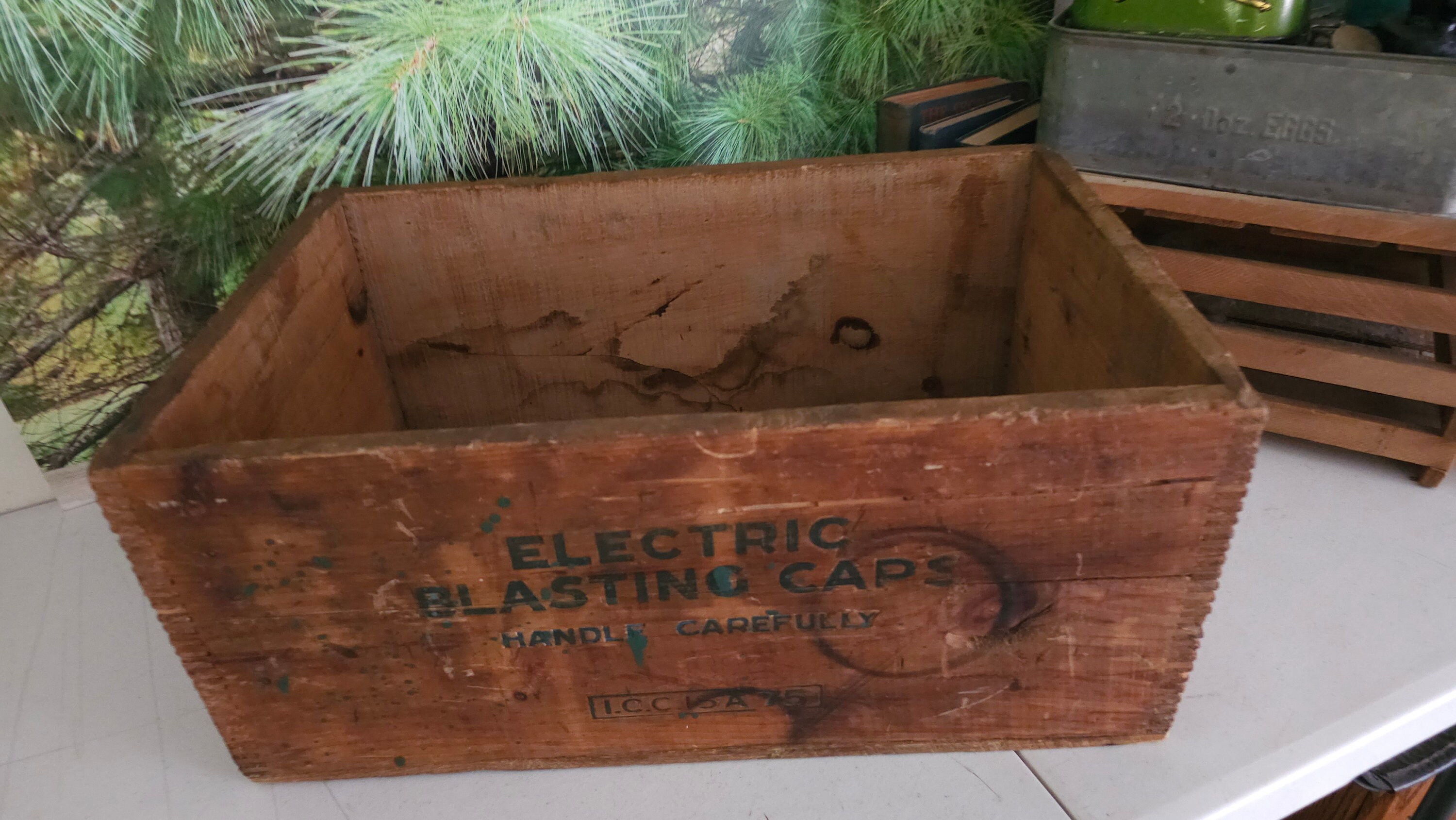 Antique Atlas Manasite Spools Electric Blasting Caps Wood Finger ...