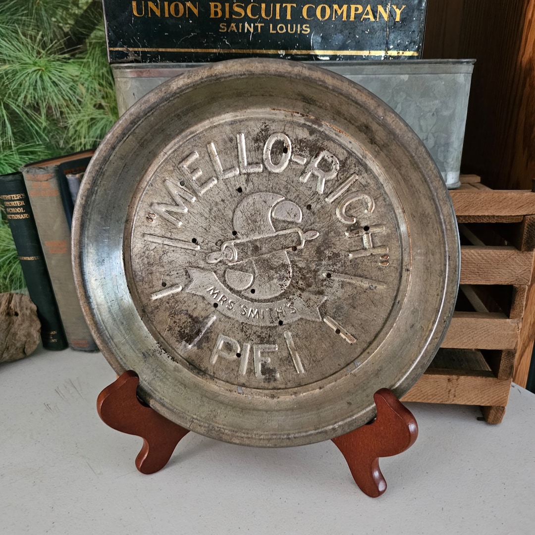 Mrs. Smith's MELLO-RICH PIE Tin "s" & Rolling Pin Details Embossed With ...