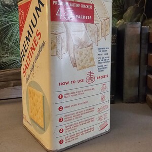 1950s Bilingual Premium Nabisco (national Biscuit Company) Saltine ...