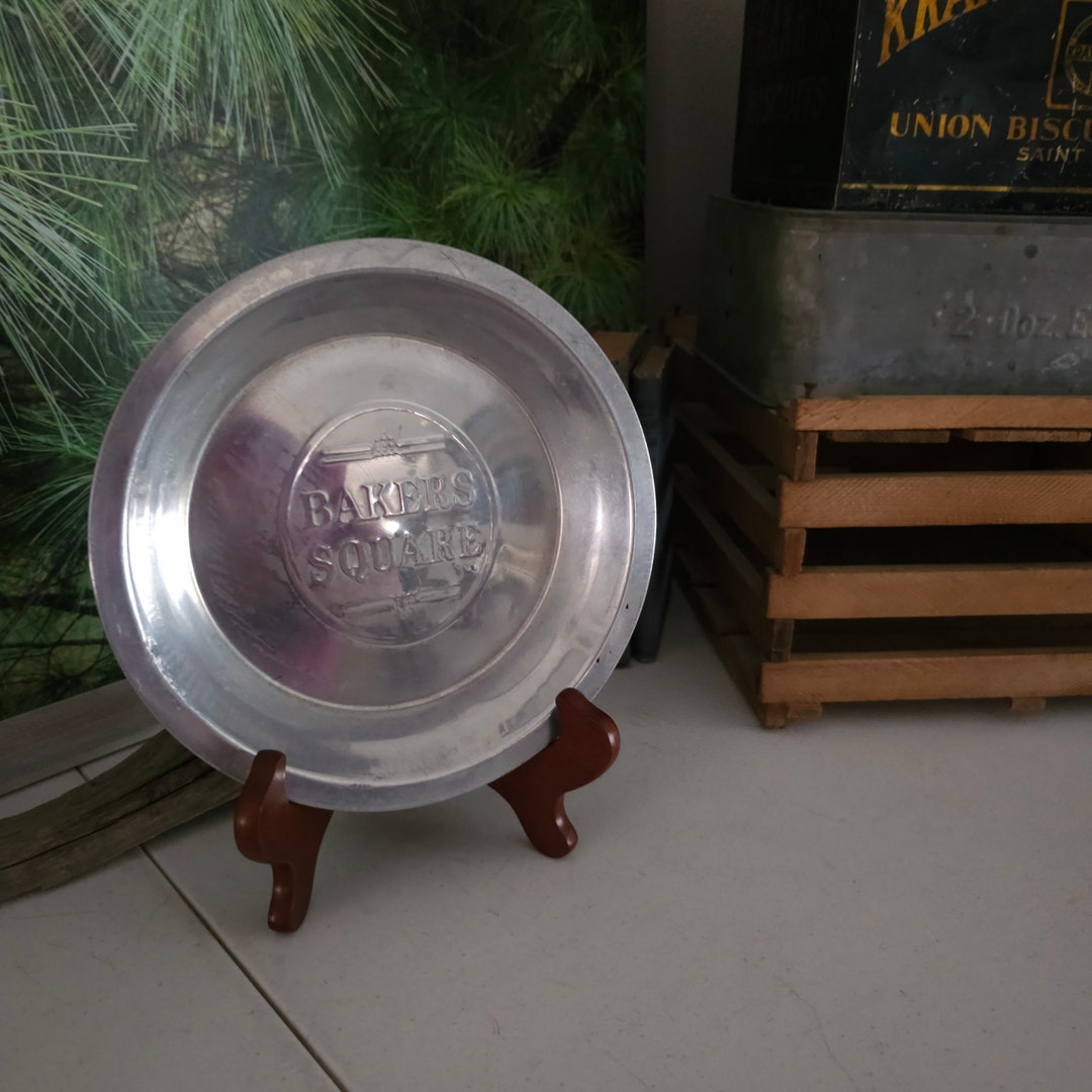 Aluminum BAKER'S SQUARE Pie Pan Vintage Round Metal Embossed ...