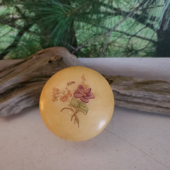 Small Round Genuine Hand Carved Alabaster Trinket Box… - Gem